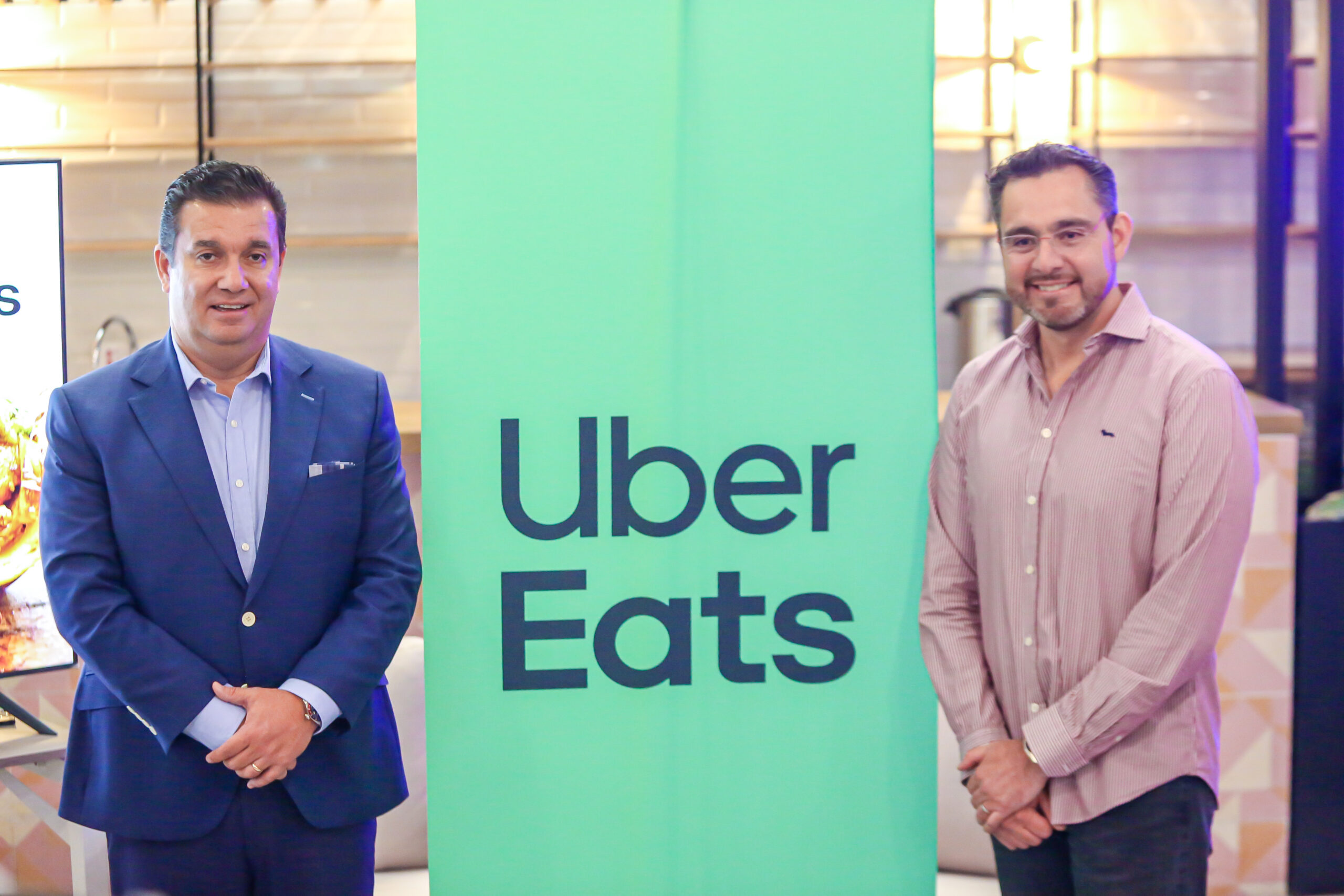Últimas noticiasCon el apoyo de la Secretaría de Desarrollo Económico, Uber Eats inicia ...